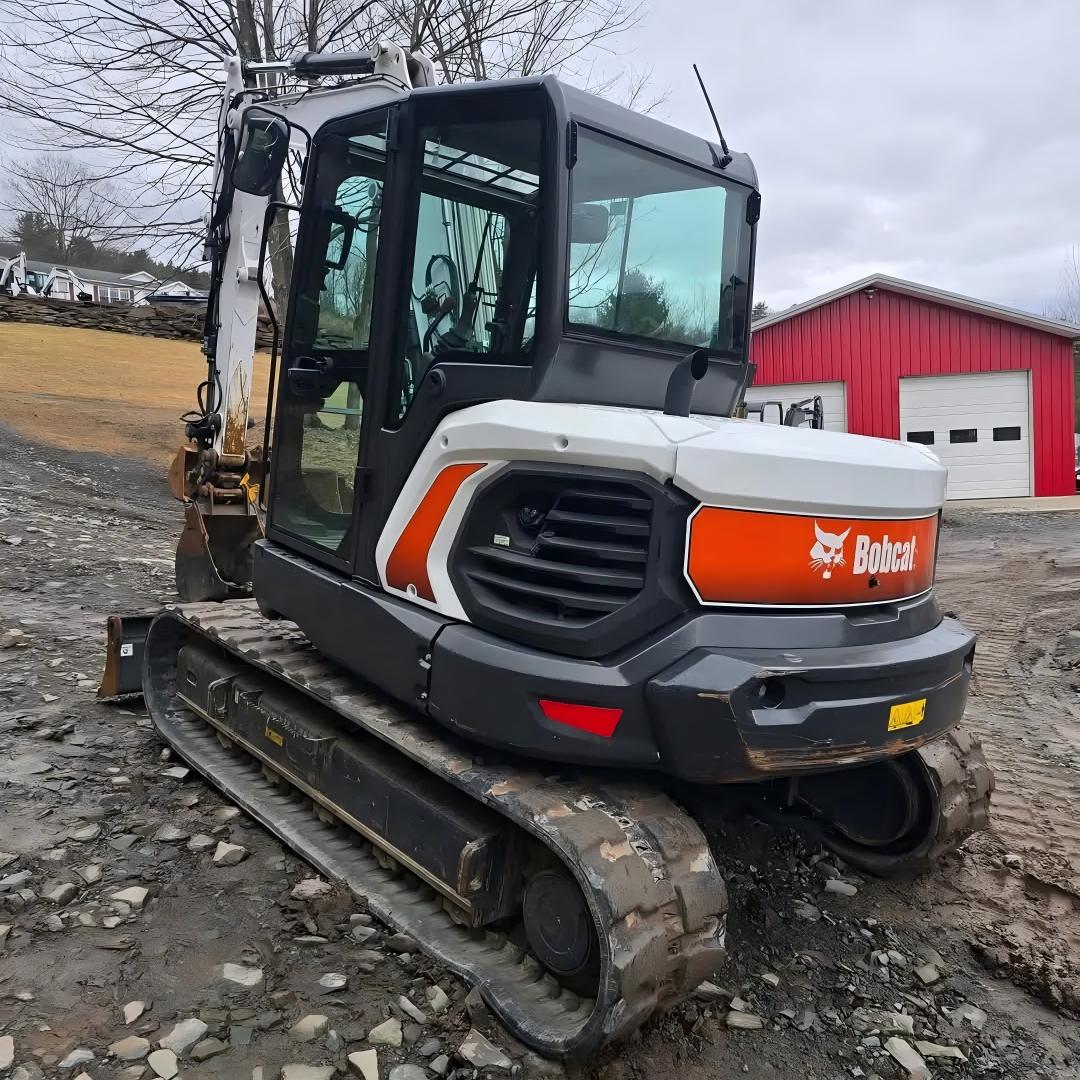 Why bobcat mini excavator kubota engine runs hot when digging