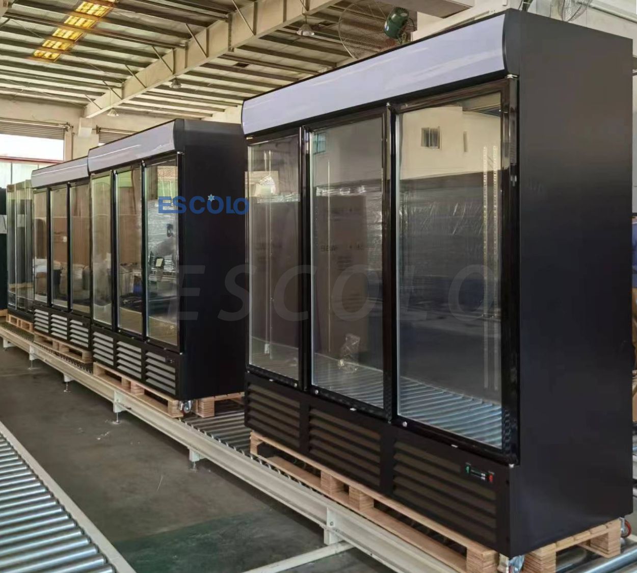 3 doors vertical beverage display refrigerator