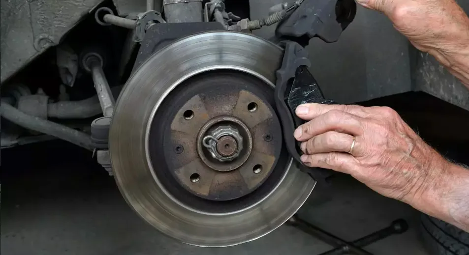 Brake Pads for Automobiles, Engineering Machinery, and Buses