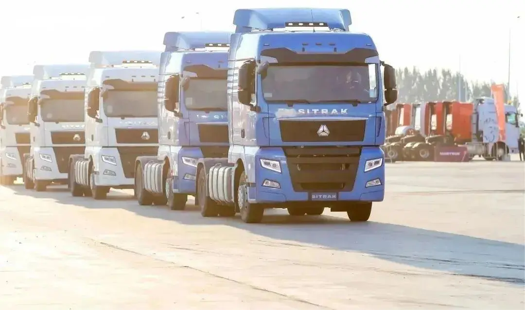 Truck Stunt Show Stunningly Performed