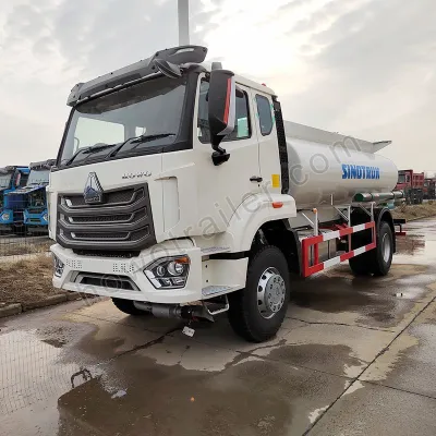 HOWO Water Tank Sprinkler Truck