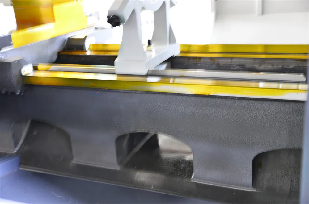 CK6163 CK6180 Heavy duty large cnc lathe machine factory