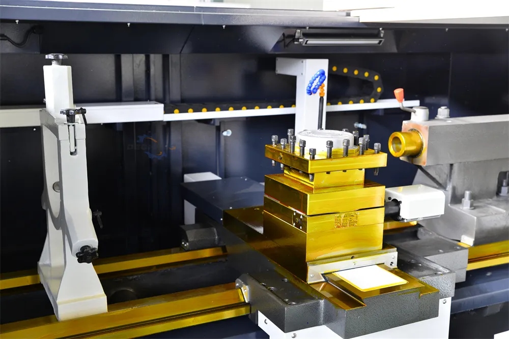 CK6163 CK6180 Heavy duty large cnc lathe machine factory