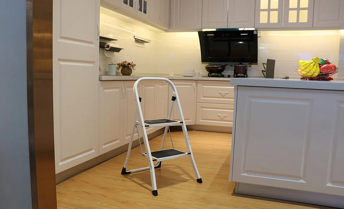 EN14183 Economic Steel Step Ladder