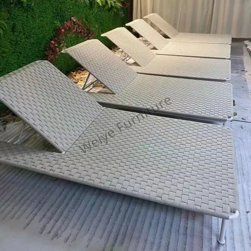 Rattan Swimming Pool Lounger Beach Sunbed