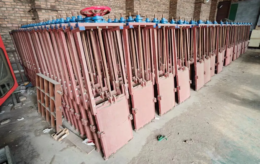 Cast iron slide gate, slide gate, Sluice, water gate, water control ...