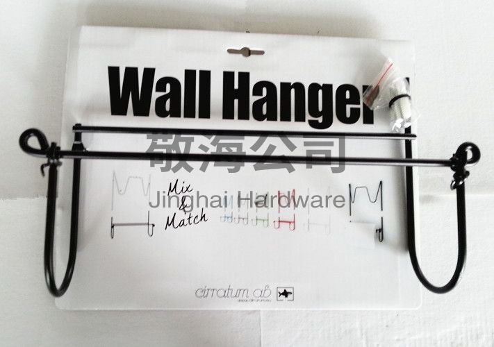 Universal wall hanger