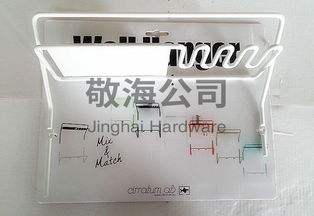 Universal wall hanger