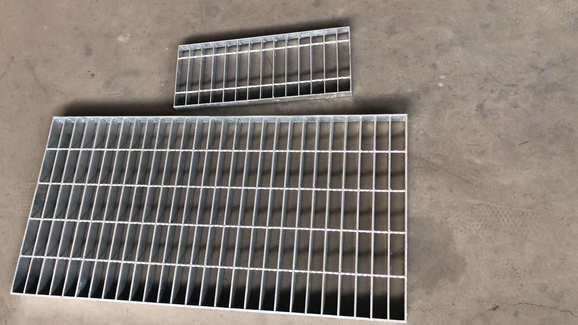steel grating type trench drain grating factory form China