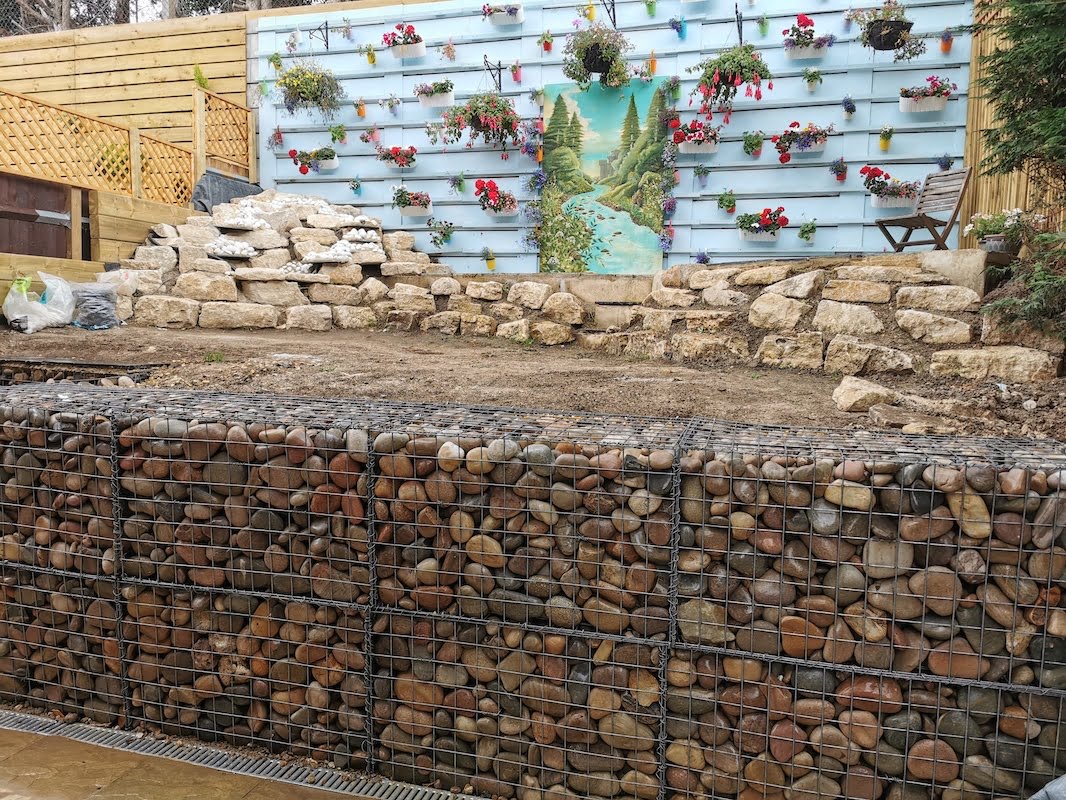 Gabion retaining wall factory from China. welded gabion, gabion box.