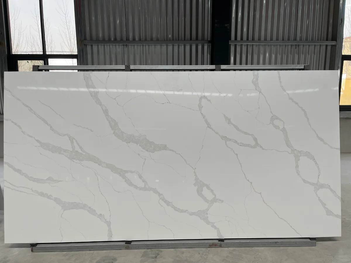 Calacatta Thunder Quartz, Thunder Calacatta Surfaces