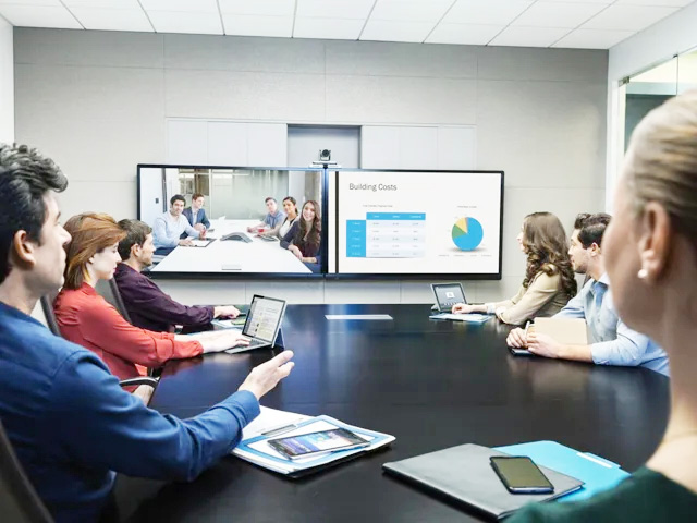The Advantages of Interactive Electronic Whiteboards in Meetings