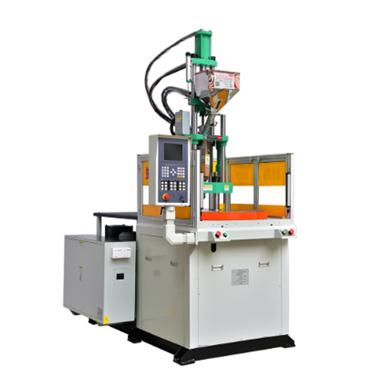 Polyurethane injection molding machine