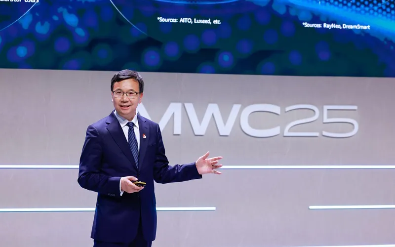 Huawei Unveils AI-Centric Network Solution to Empower Operators in the Intelligent Era