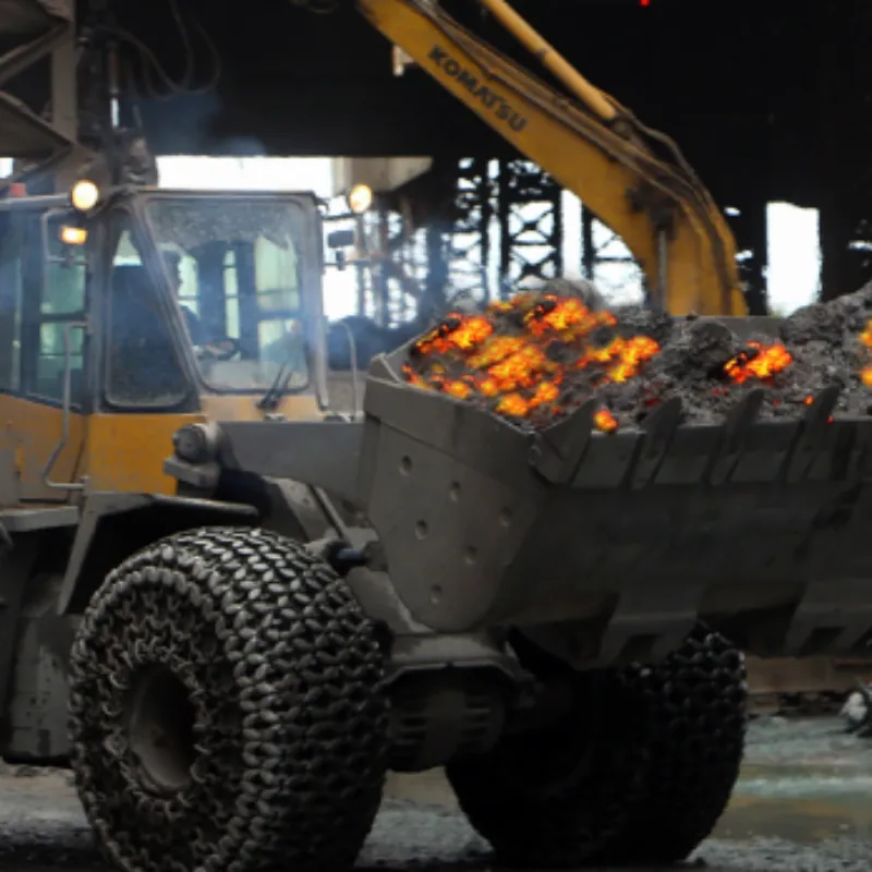 Wheel loader tyre protection chain