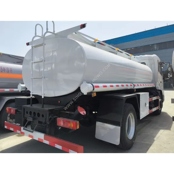 HOWO 4X2 Fuel Tank Truck