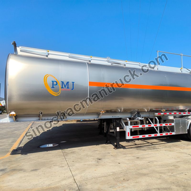 Camion-citerne de carburant en aluminium SHACMAN à 3 essieux