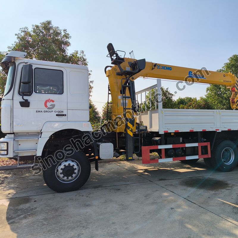 SHACMAN F3000 6X4 Boom Truck