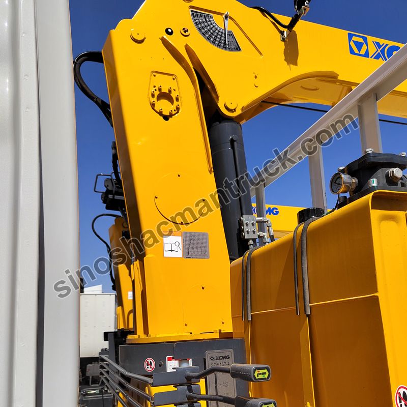 SHACMAN L3000 4X2 Boom Truck