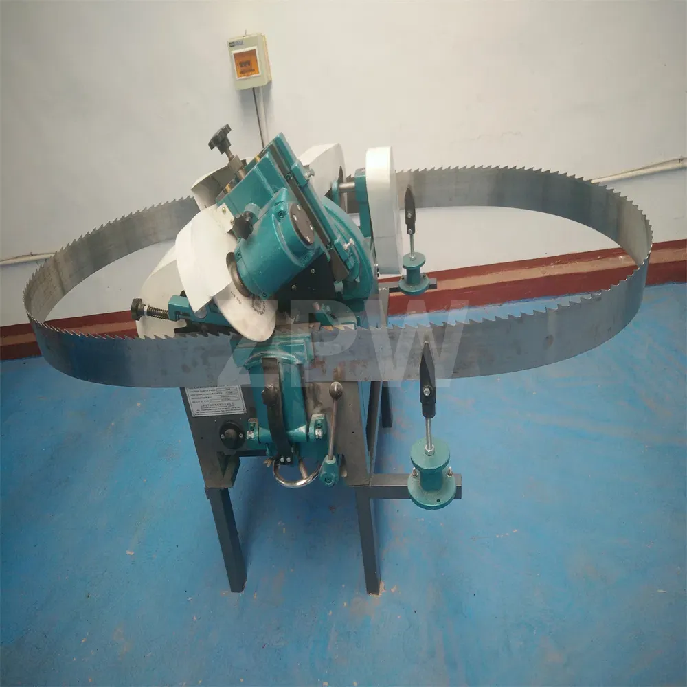 High-Performance Band Saw Roller Machine for Precision Woodworking ...