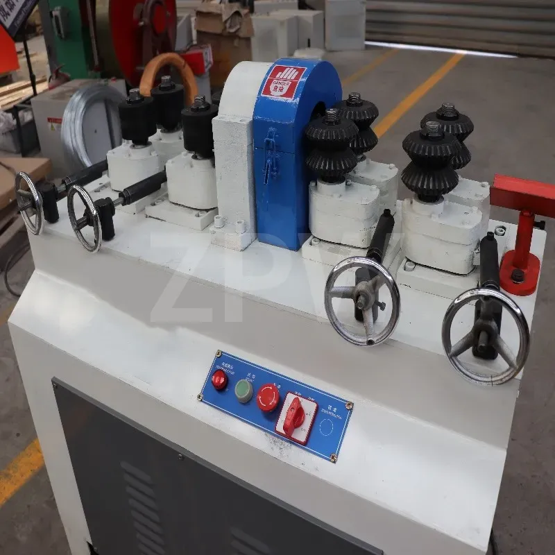 Efficient Mop Handle Wood Rod Rounding Machine for Precision Manufacturing