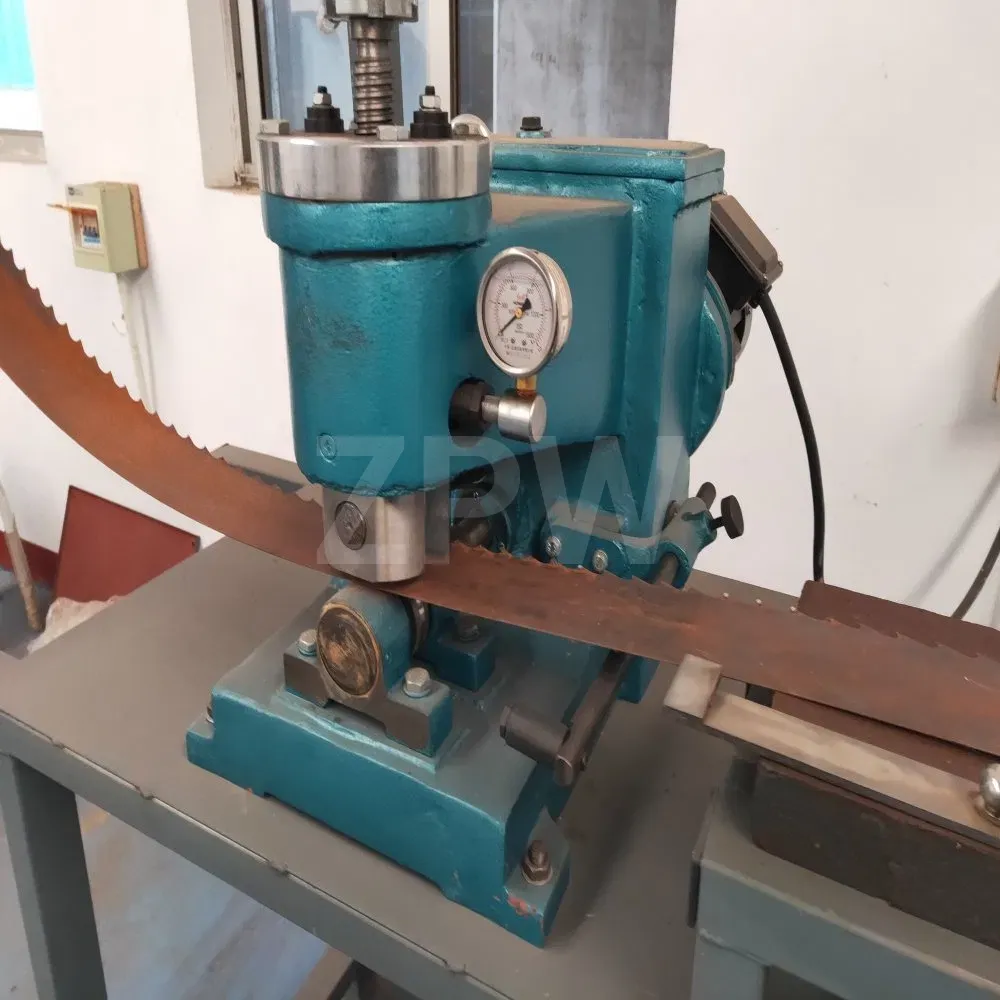 Efficient Band Saw Blade Roller Tensioning Machine for Precision Cuts