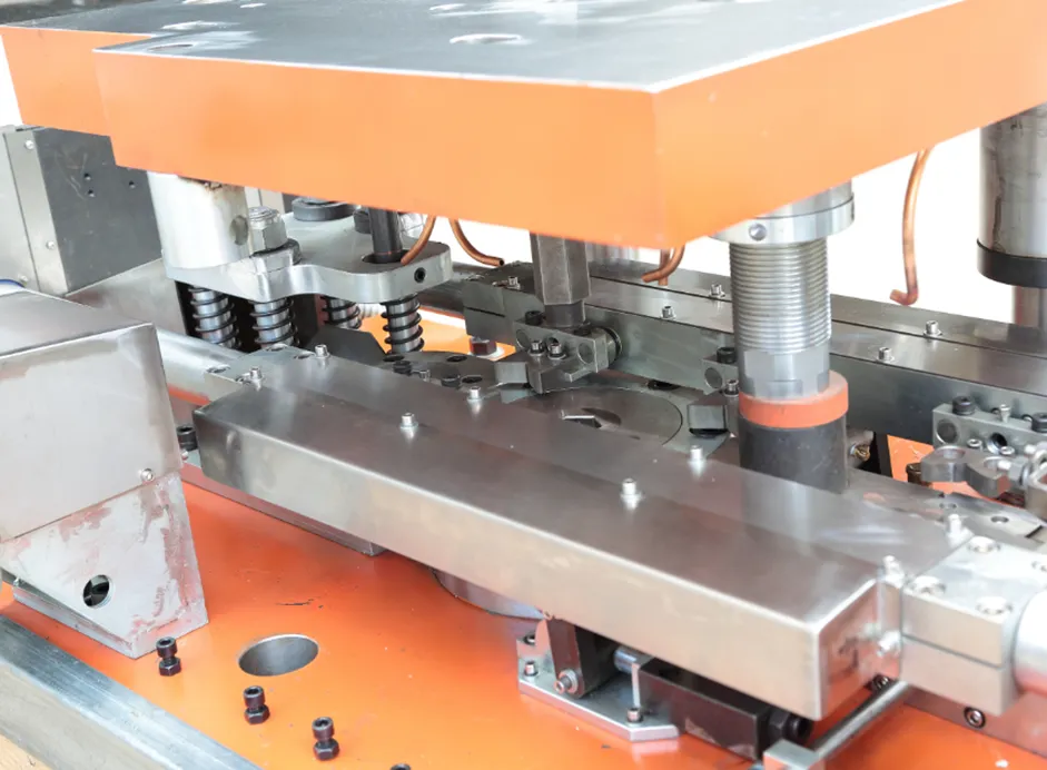 Nuts Hot Punching Machine with Manipulator