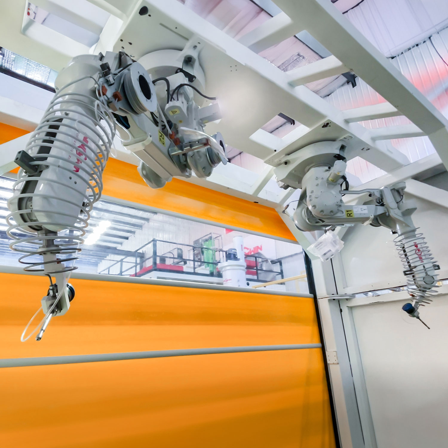 Robotic water jet cutting machine