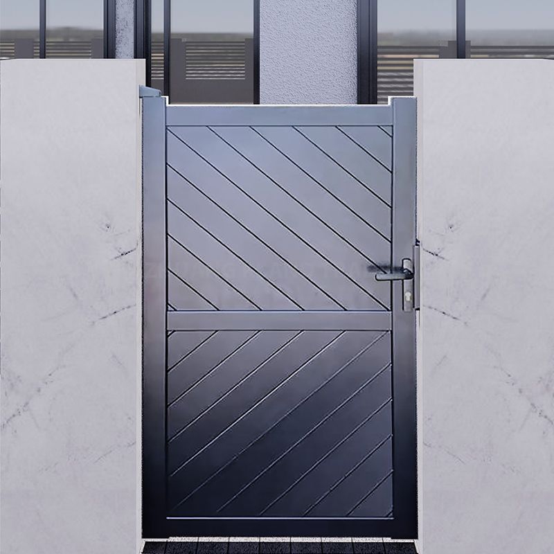 Small Gate