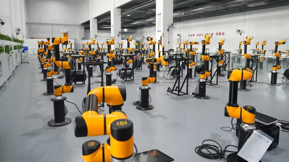 Unlocking the Potential of Collaborative Robots: Advantages and ...