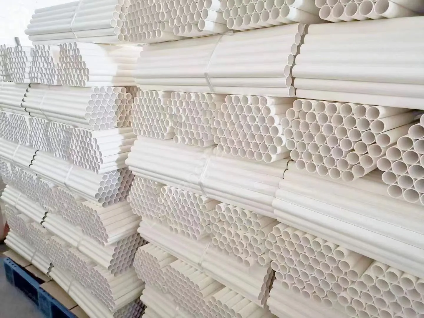 Paper Core Glue