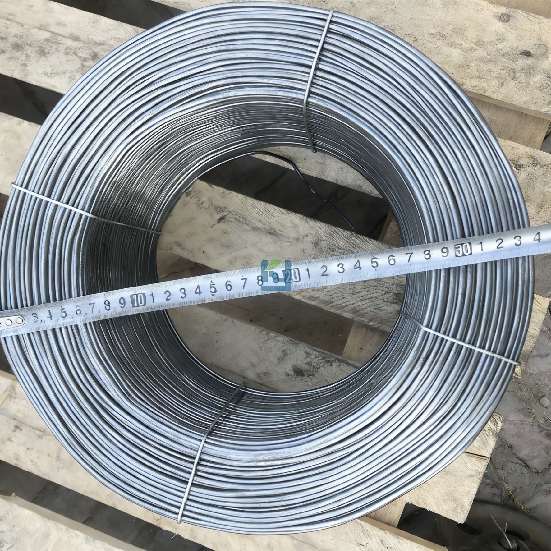 10 Gauge Galvanized Box Wire - 50lbs for Auto-Ty Baling Wire
