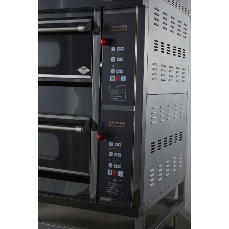 Two Deck Four Tray Gas Oven - High-Volume Baking Powerhouse