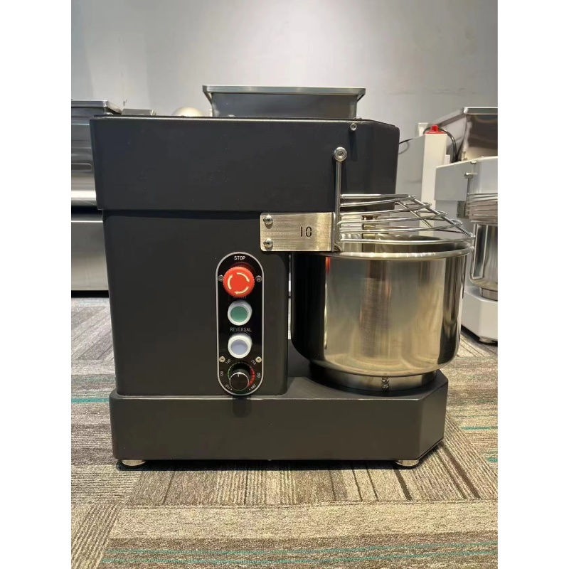 4KG Dough Kneader - Efficient & Easy to Use (10L Bowl)