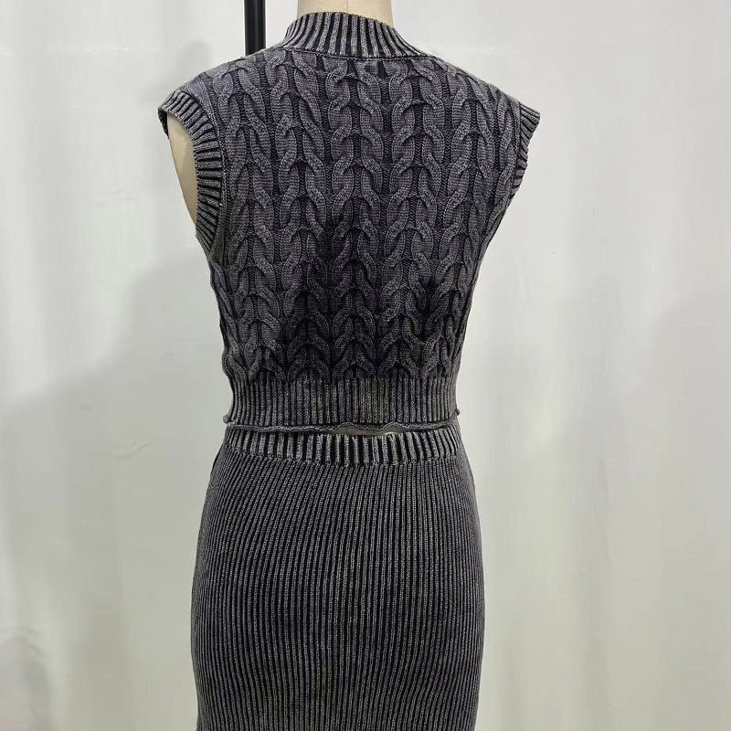 Pickled cable woven groove vest