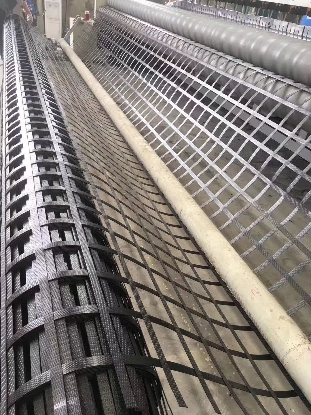 Welded Geogrid Manufacturers, Suppliers, Wholesalers