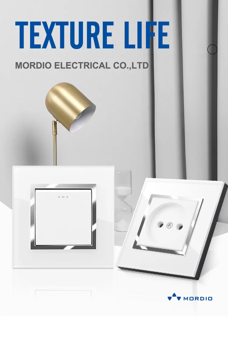 K320 Poland CE white 16A French socket