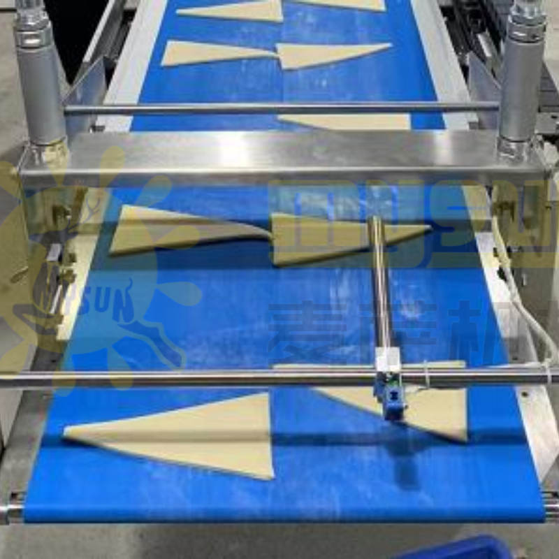 Automatic croissant production line