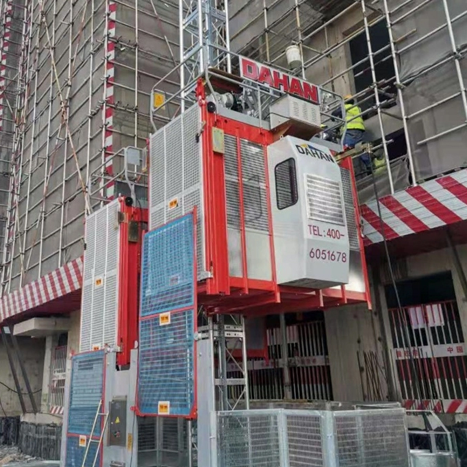 大汉 SC200/200 施工升降机