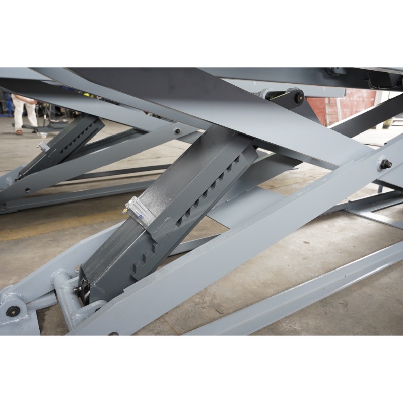 Upgrade Your Ride with Buried Large Solid Scissor Lift LFT450B