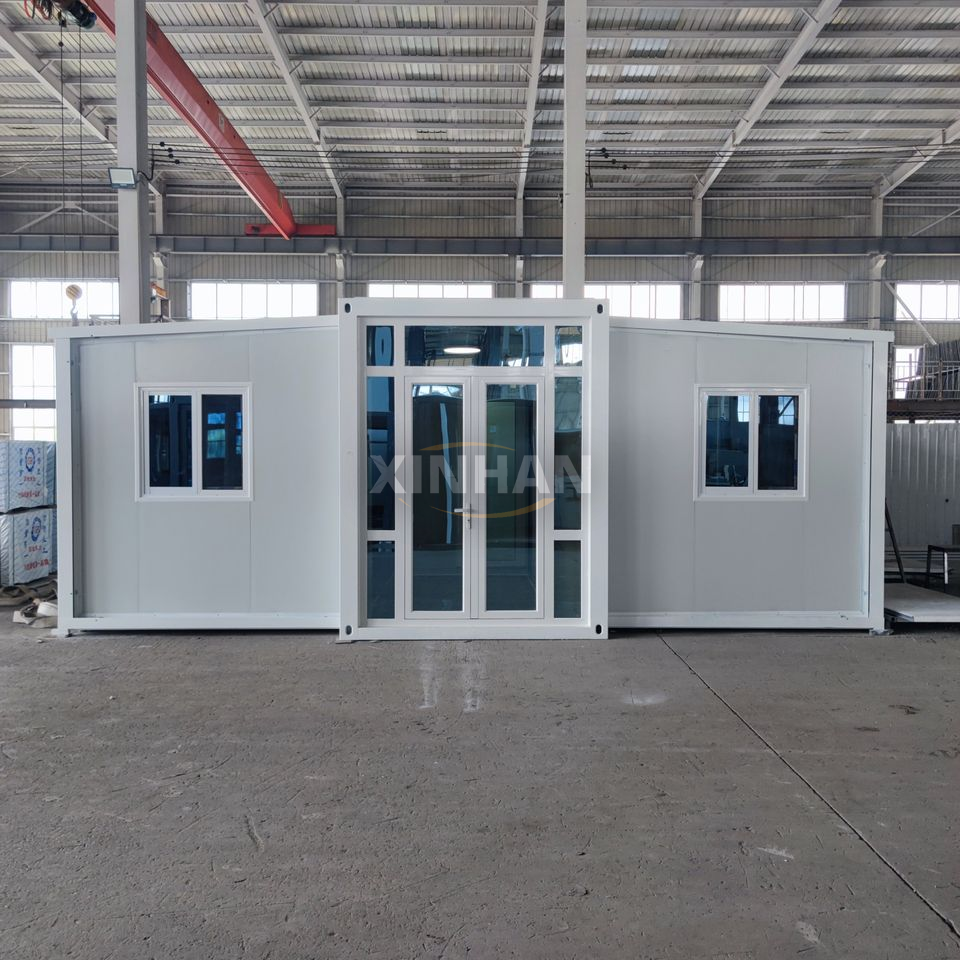 Customizable XH Mobile Container House - 3 Bedrooms, Quick Install in ...