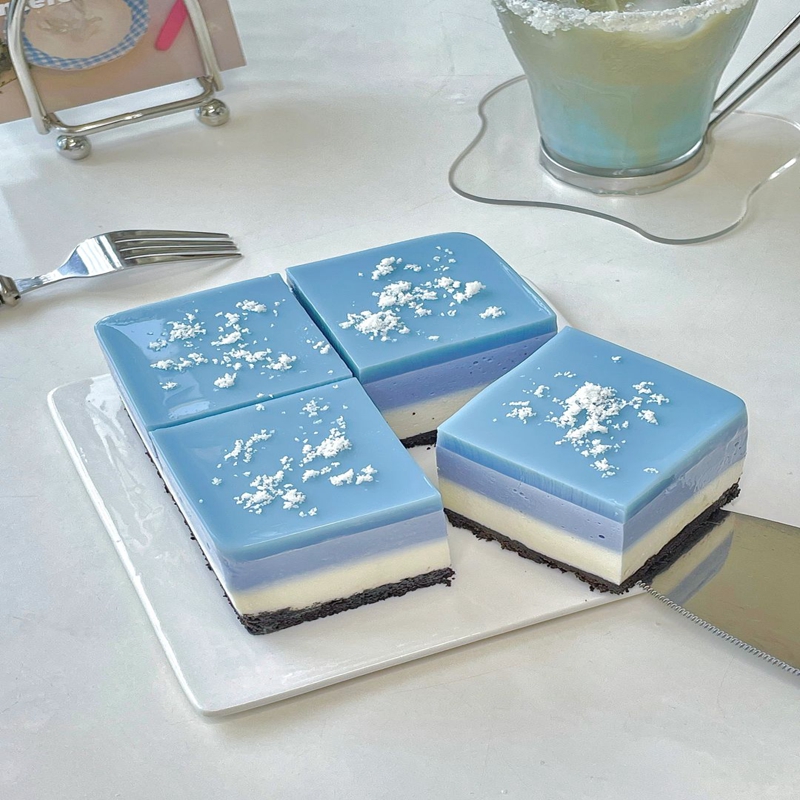 Indulge in Delicious Tea Time with 4-Inch Sea Salt Mousse