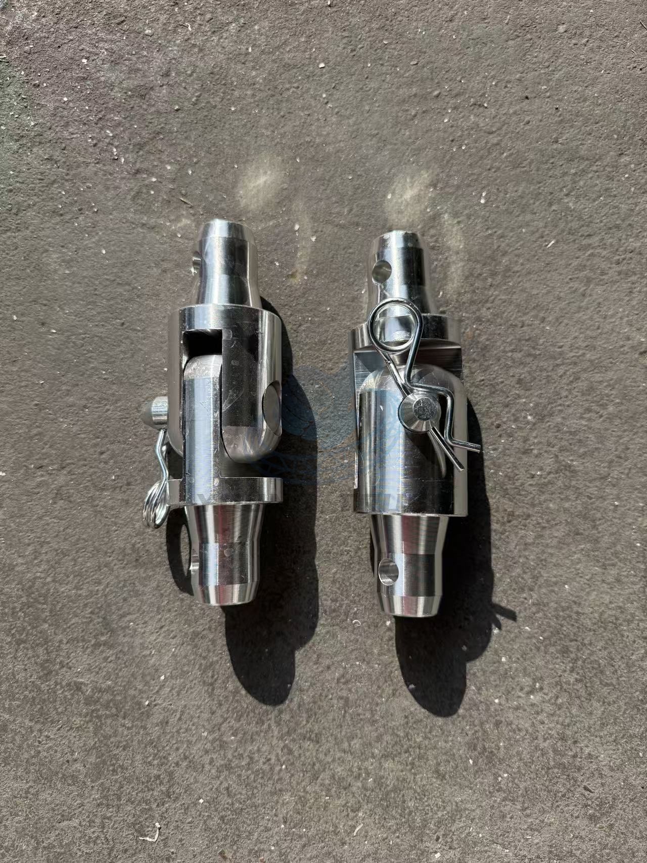 Premium Aluminum Spigot Truss Hinge for Stability.