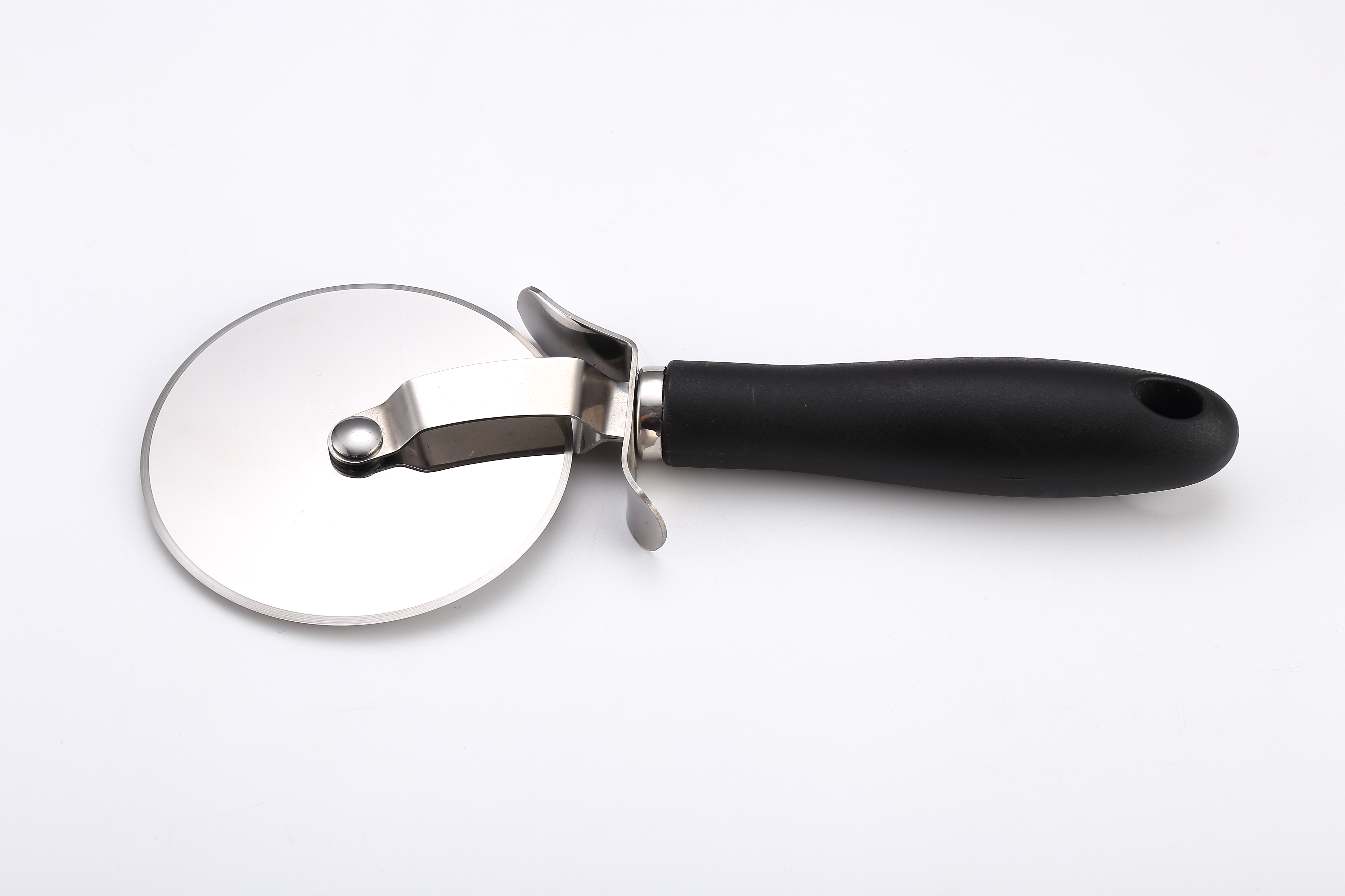 Sleek Pizza Rolling Cutter for Perfect Slices Every Time – Shop Now!