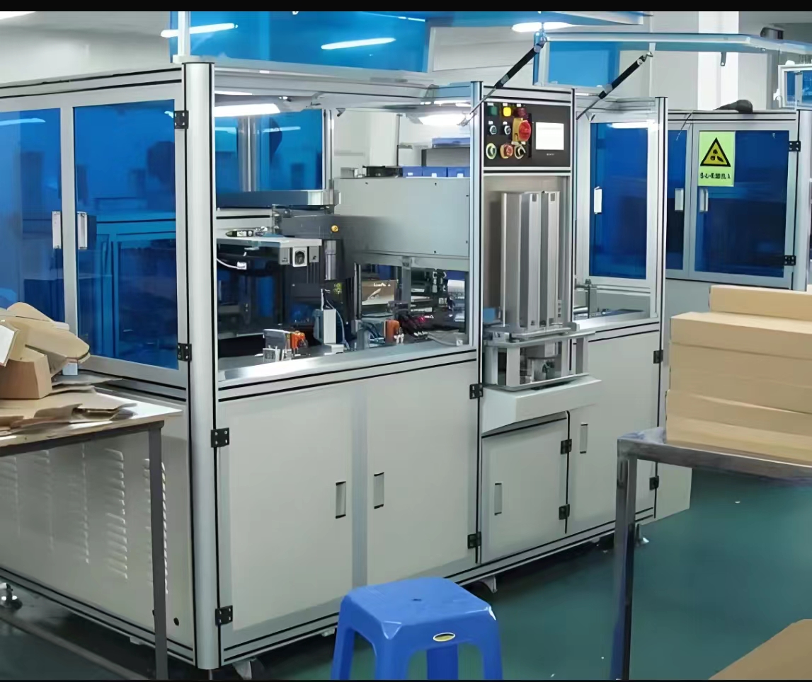 Smooth Edge Plastic Cards Puncher - Precise Sizes for Various Scenarios