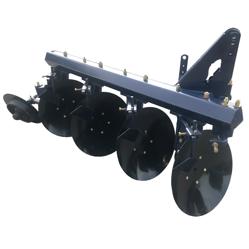 Soil working disc plough machine