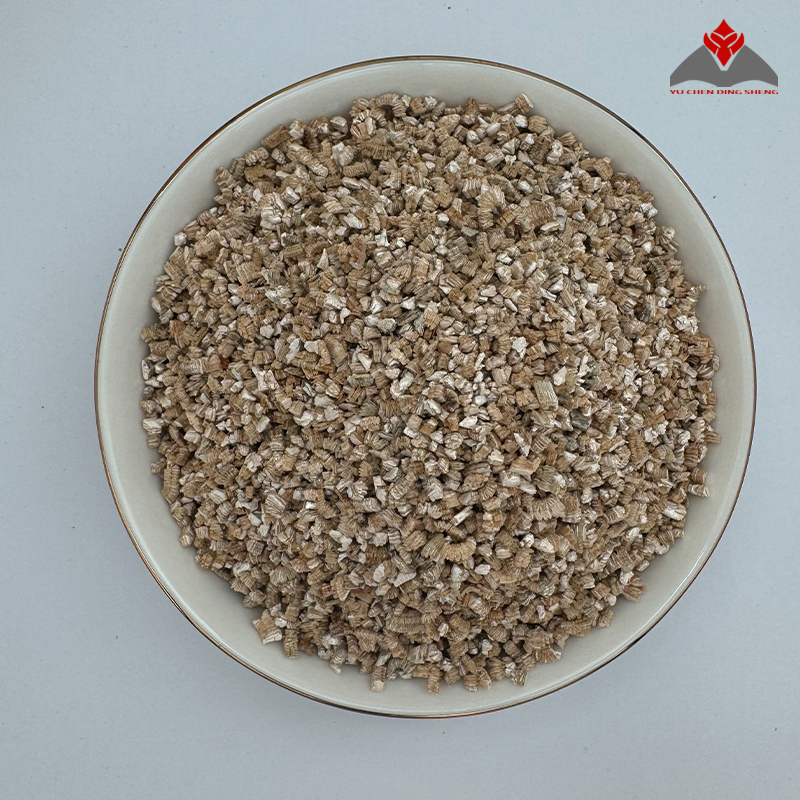 1-3mm white expanded vermiculite sheets