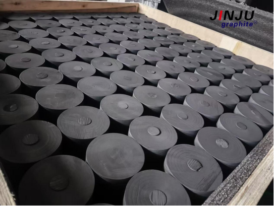 Differences and applications between high-purity graphite and isostatic ...