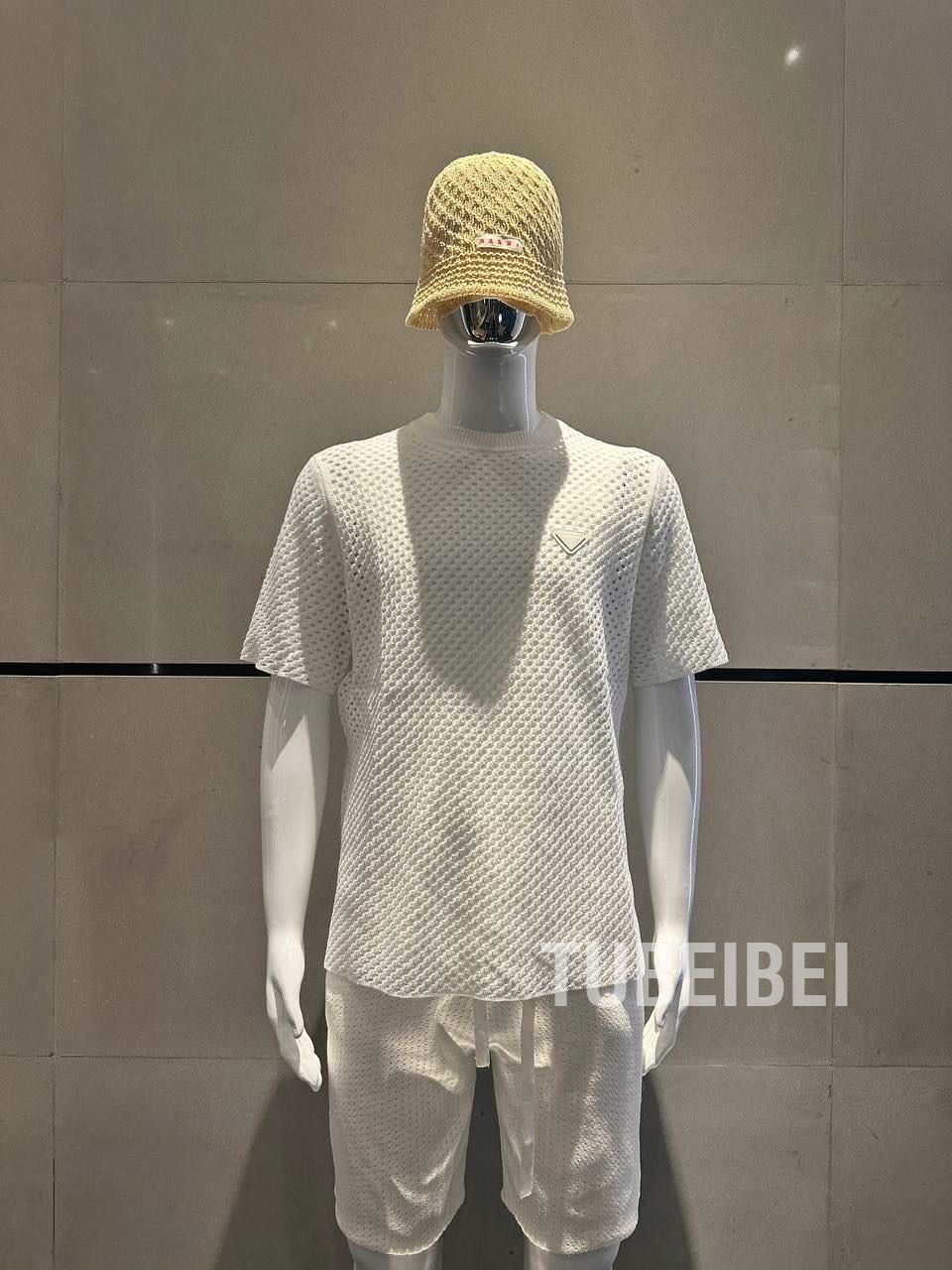 short sleeve suit