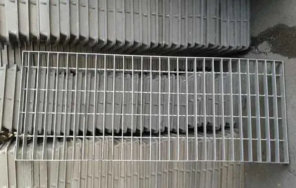 High-Quality Galvanized Steel Bar Grating & Trench Covers - ASTM A36 ...
